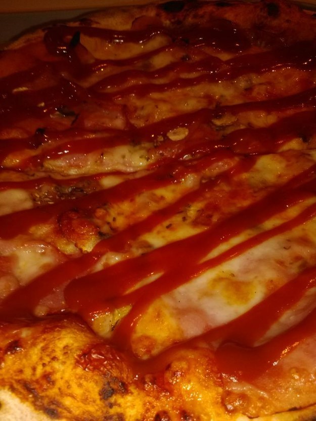 Would You Eat Any Of These Truly Disgusting Pizzas?