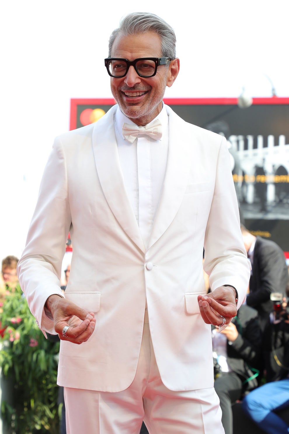 Literally Just 14 Pictures Of Jeff Goldblum Lookin' Like One Dapper ...