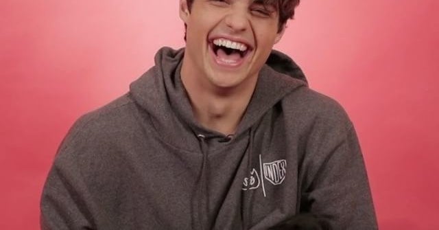 Here's A Test To See If You Can Resist Noah Centineo's Charm