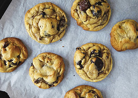 Are You More Lara Jean Covey Or Elle From "The Kissing Booth"?