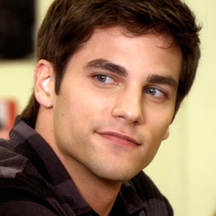 19 Facts About Your Favorite TV Couples That'll Make You Say, "OMG, What?!"