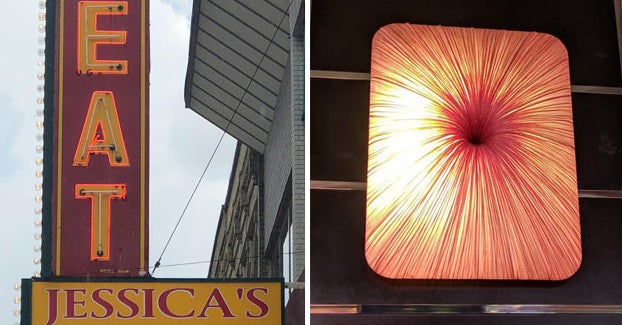19 Restaurant Designs That Are Comically Bad, No Offense