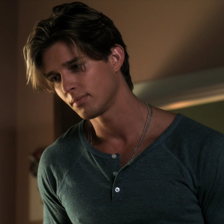 31 Things About "Pretty Little Liars" That Make No Sense Now That I'm ...