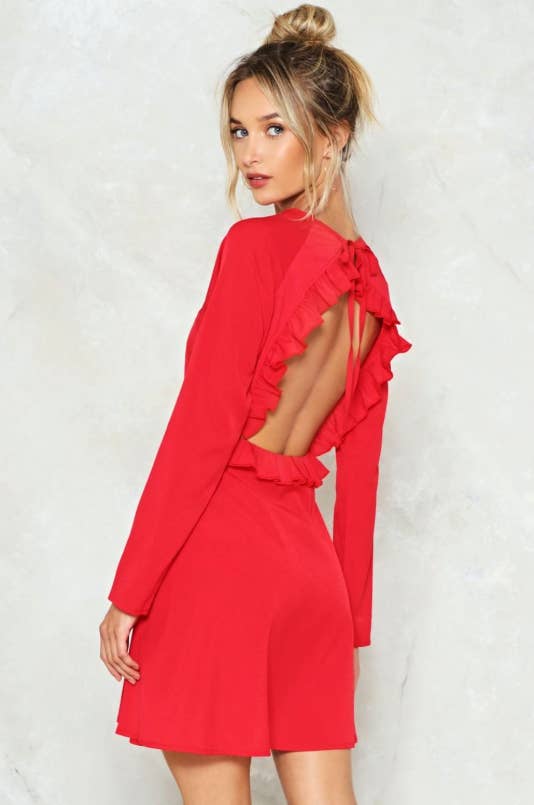 31 Gorgeous Pieces Of Clothing That Look Even Better From Behind
