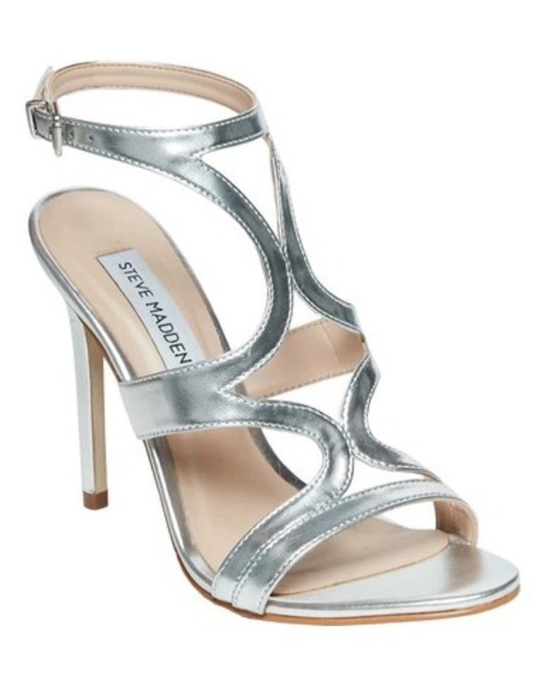 21 Incredible Deals On Shoes You Can Get At Jet Right Now