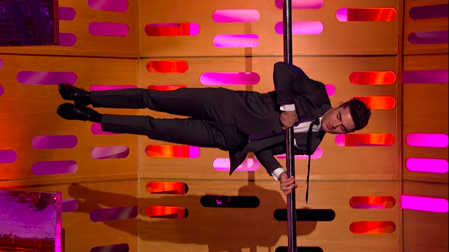 21 Celebrity Hidden Talents That Are As Wacky As They Are Impressive