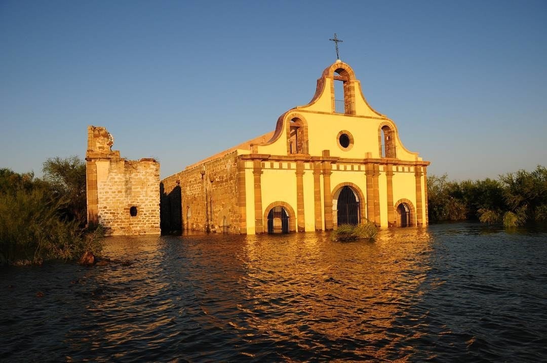 8 Pueblos fantasmas en México que son tan mágicos como escalofriantes