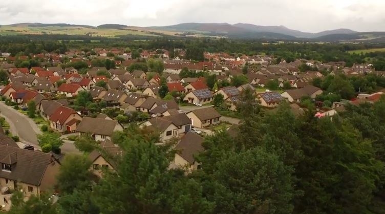 8 Famous People From Random Scottish Towns