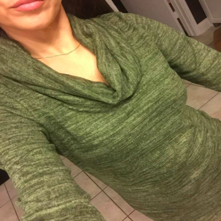 25 Cozy Sweaters And Sweatshirts That People Actually Swear By