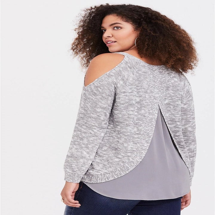 25 Cozy Sweaters And Sweatshirts That People Actually Swear By