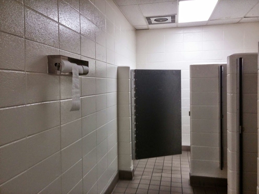 The 18 Absolute Worst Places To Poop On The Planet