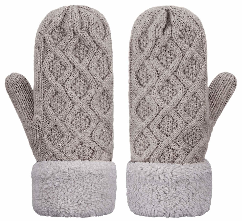 17 Of The Best Mittens You Can Get On Amazon In 2018