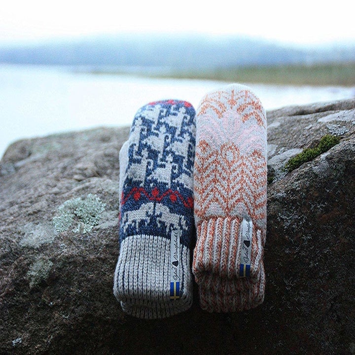17 Of The Best Mittens You Can Get On Amazon In 2018