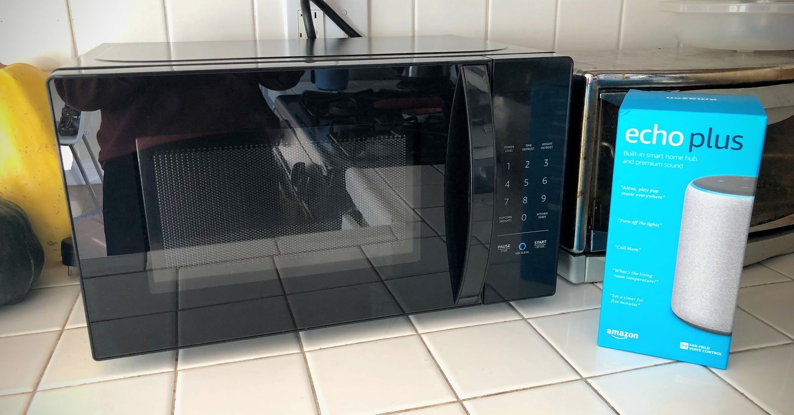 AmazonBasics Microwave Review: The Voice-Controlled Appliance Makes ...