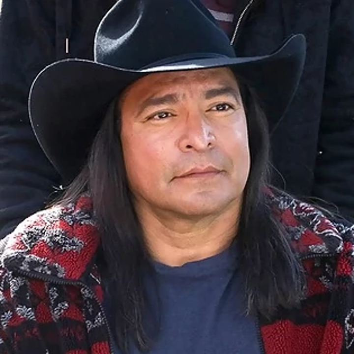 31 "Twilight" Guys Ranked From "Dead To Me" To "Bite Me Please"