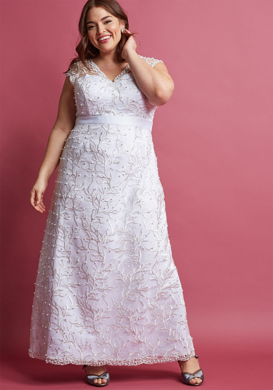 23 Incredibly Gorgeous Wedding Dresses With Sleeves