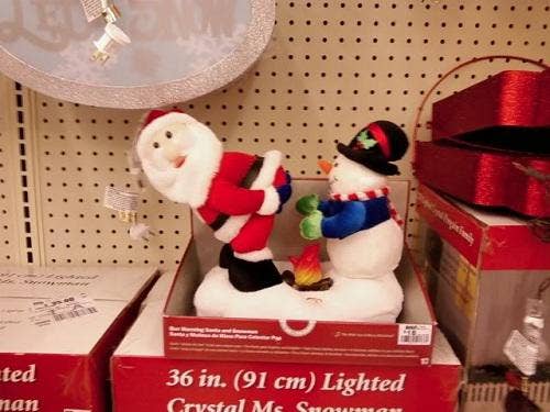 17 Poorly Designed Things That Make Santa Look Like Kind Of A Weirdo