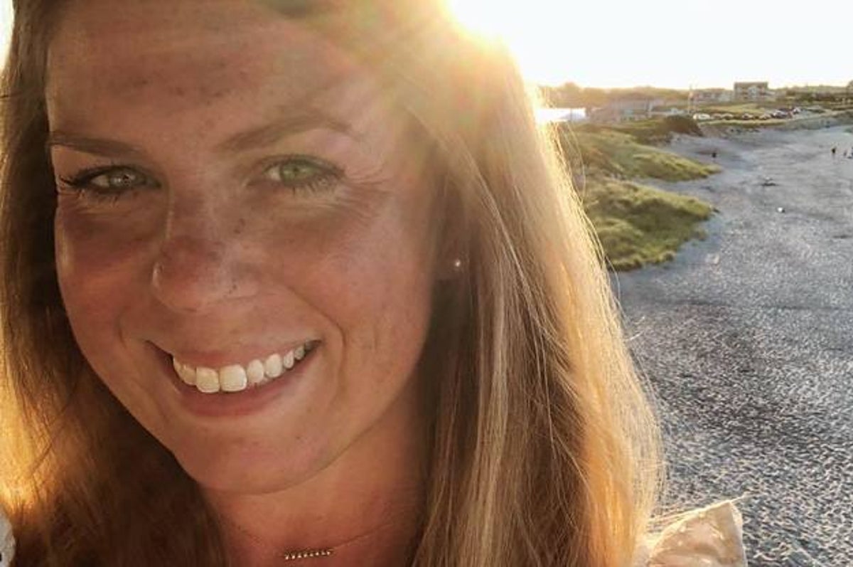 Ashley Cook's Instagram, Twitter & Facebook on IDCrawl