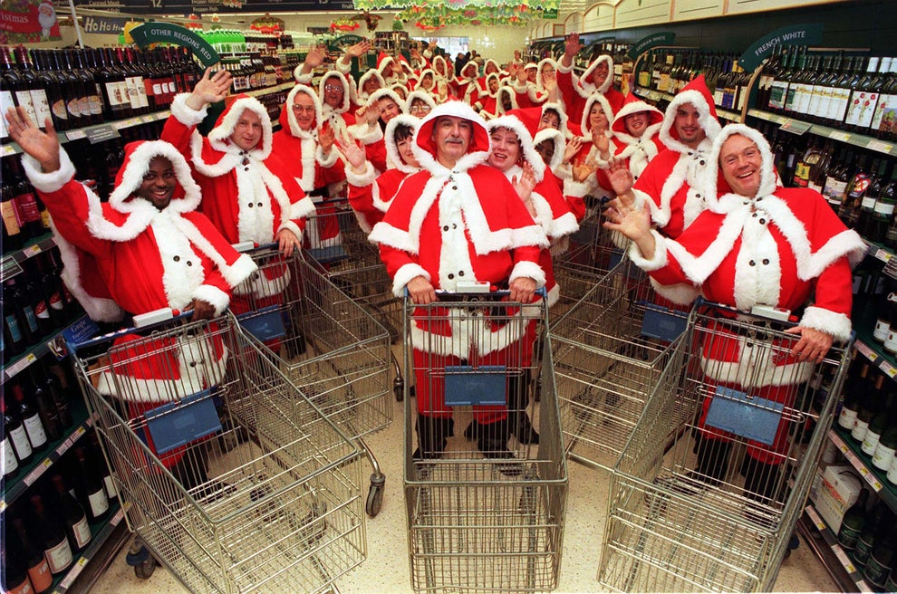 This Is What Christmas Shopping Looked Like In The ’90s
