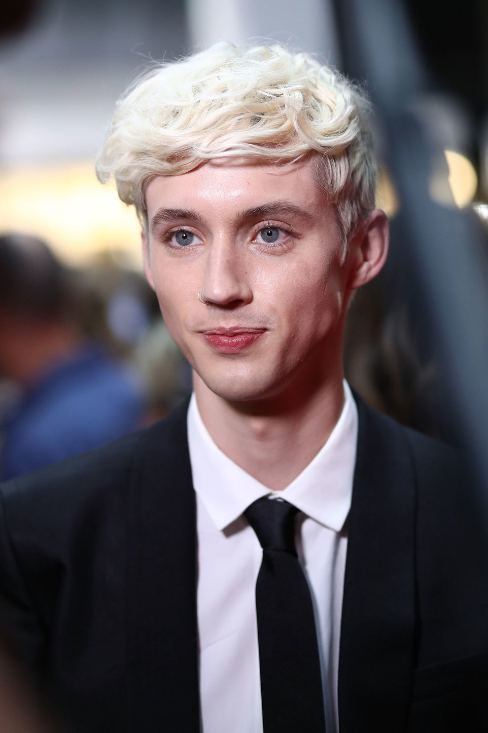 “Inside Edition” Called Troye Sivan A Pete Davidson Lookalike