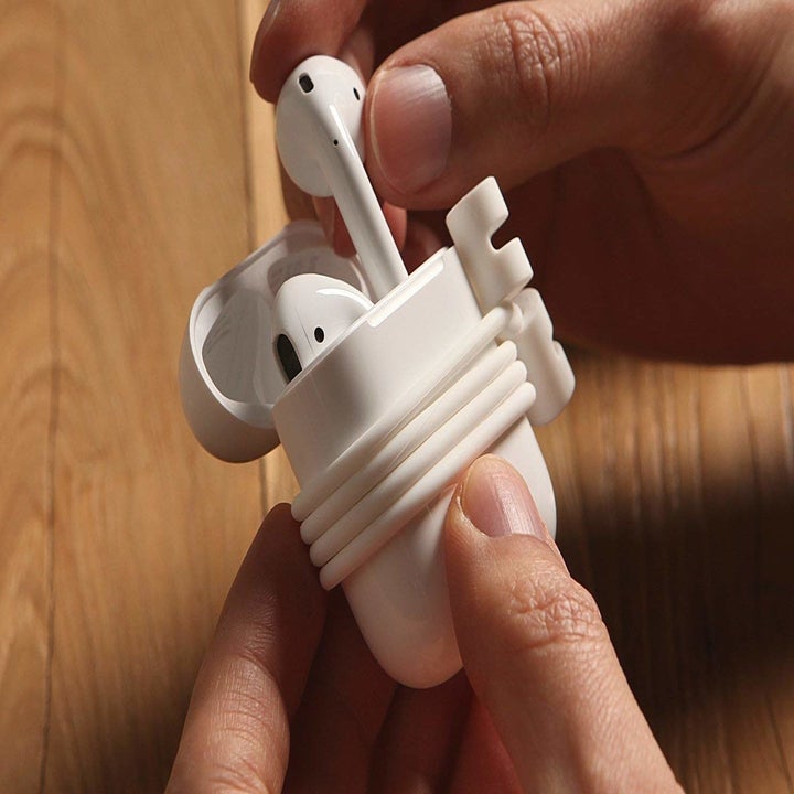 35 Tech And Gadget Gifts You Can Get For $35 Or Less