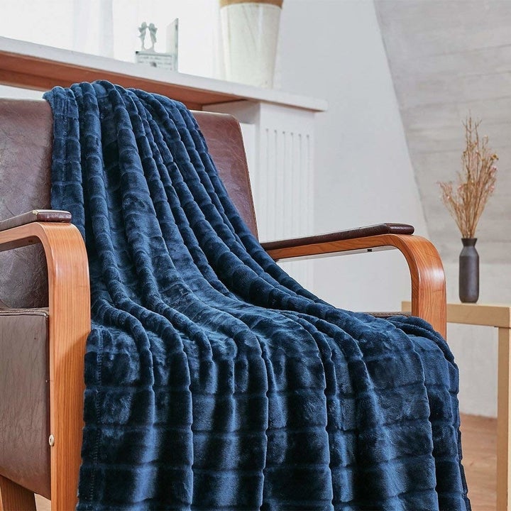 28 Things Under $20 That Are Just Really, Really Comfortable