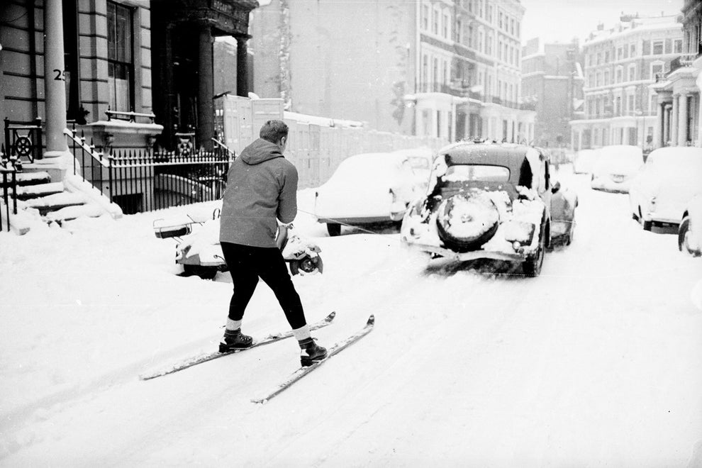 25 Pictures From History That Perfectly Capture The Spirit Of Winter