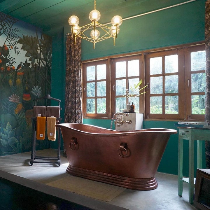 11 Epic Guest Houses In Asia That Look Fancy But Won't Break The Bank