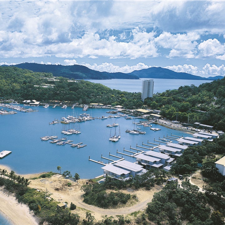 10 Unbelievably Stunning Queensland Islands That Are Perfect For A Long ...