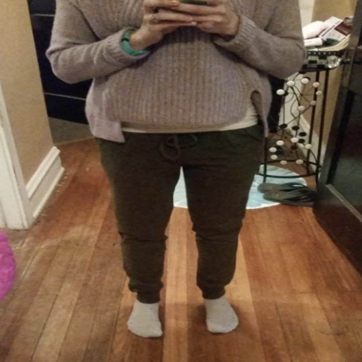 31 Pieces Of Clothing And Accessories For People Who Sweat A Lot