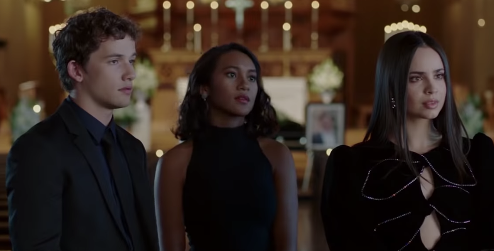 13 Details From "The Perfectionists" Books Every "PLL" Fan Should Know