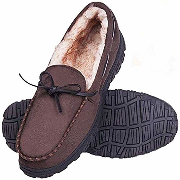 28 Cozy Slippers To Keep Your Toes Warm 'N Toasty