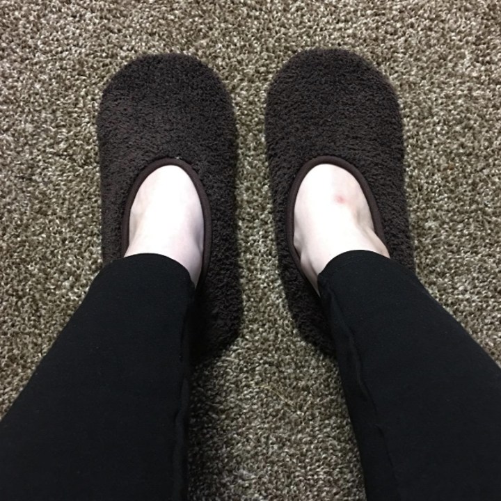 28 Cozy Slippers To Keep Your Toes Warm 'N Toasty