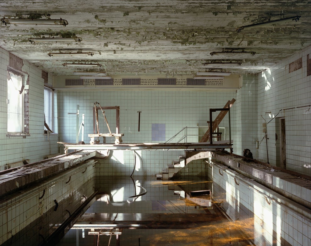 14 Apocalyptic Pictures From The Aftermath Of Chernobyl