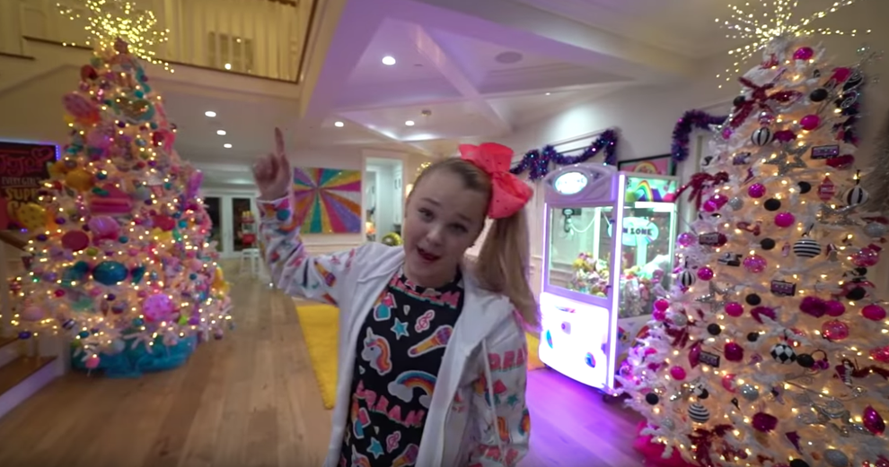 Here's What JoJo Siwa's House Actually Looks Like
