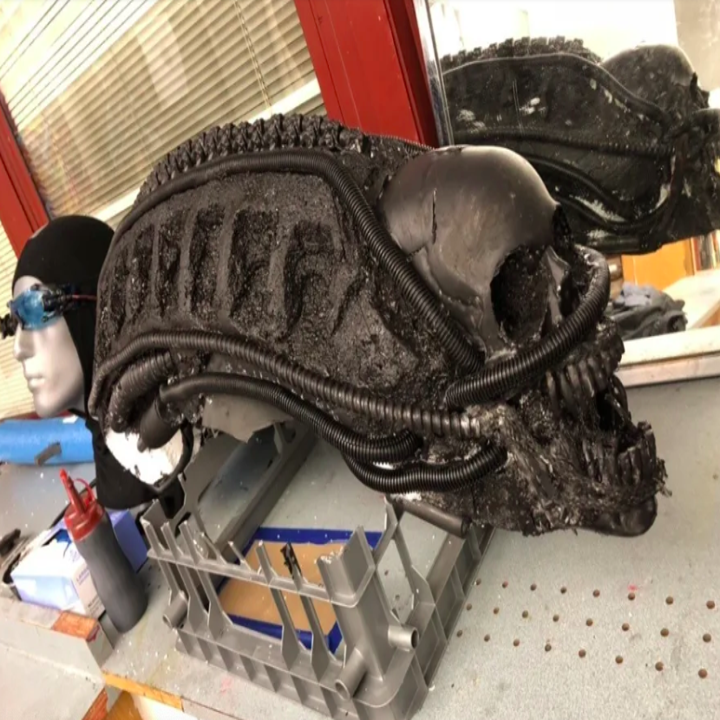 Sigourney Weaver Surprises New Jersey High School "Alien" Play Cast