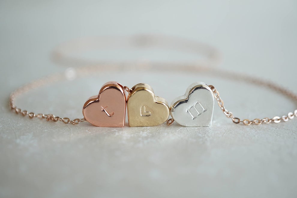 22 Pieces Of Personalized Or Customized Jewelry You'll Want To Treat ...