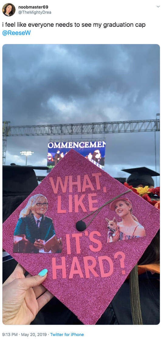 18 Hilarious Graduation Caps That Absolutely Nailed It