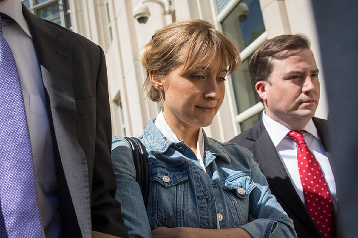 Former NXIVM Member Says Allison Mack Told Her To Seduce Keith Raniere