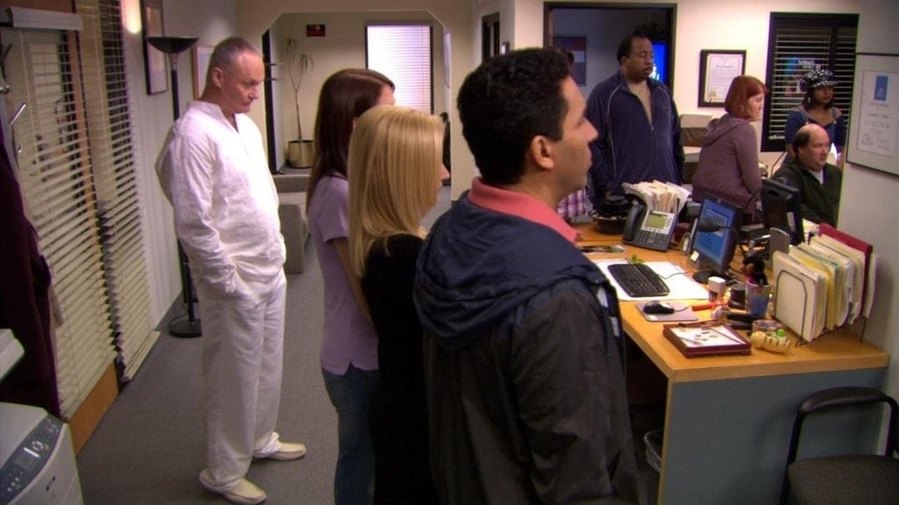 16 Details And Jokes You May Have Missed About Creed From "The Office ...