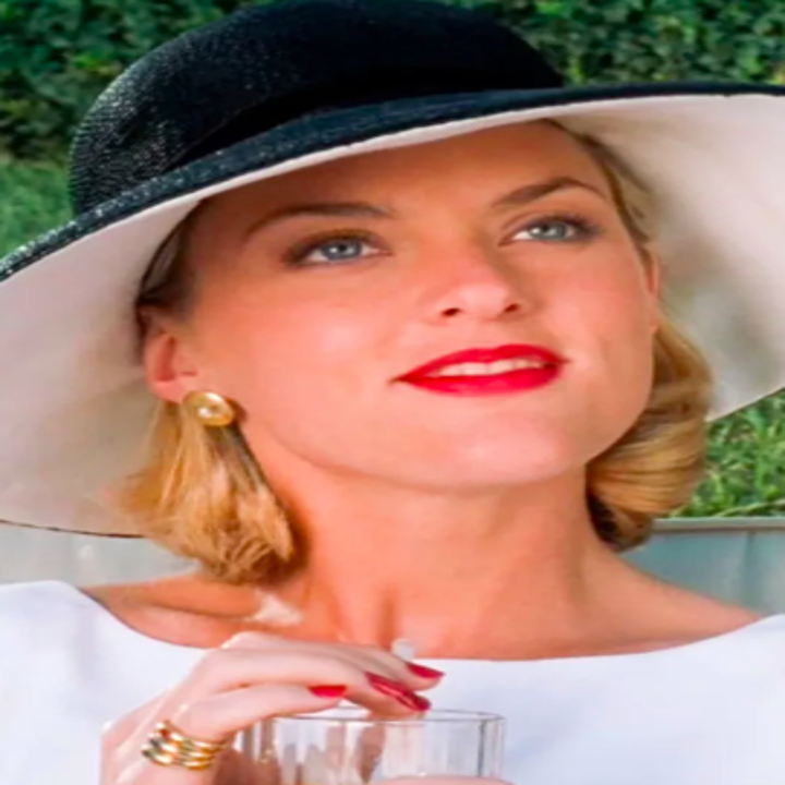 Meredith Blake And Chessy From "The Parent Trap" Are Best Friends IRL ...