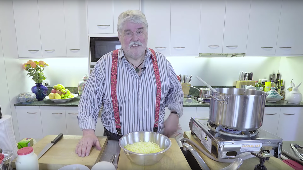 We Need To Talk About The Chef From "Huey's Kitchen" And Why He's Peak ...