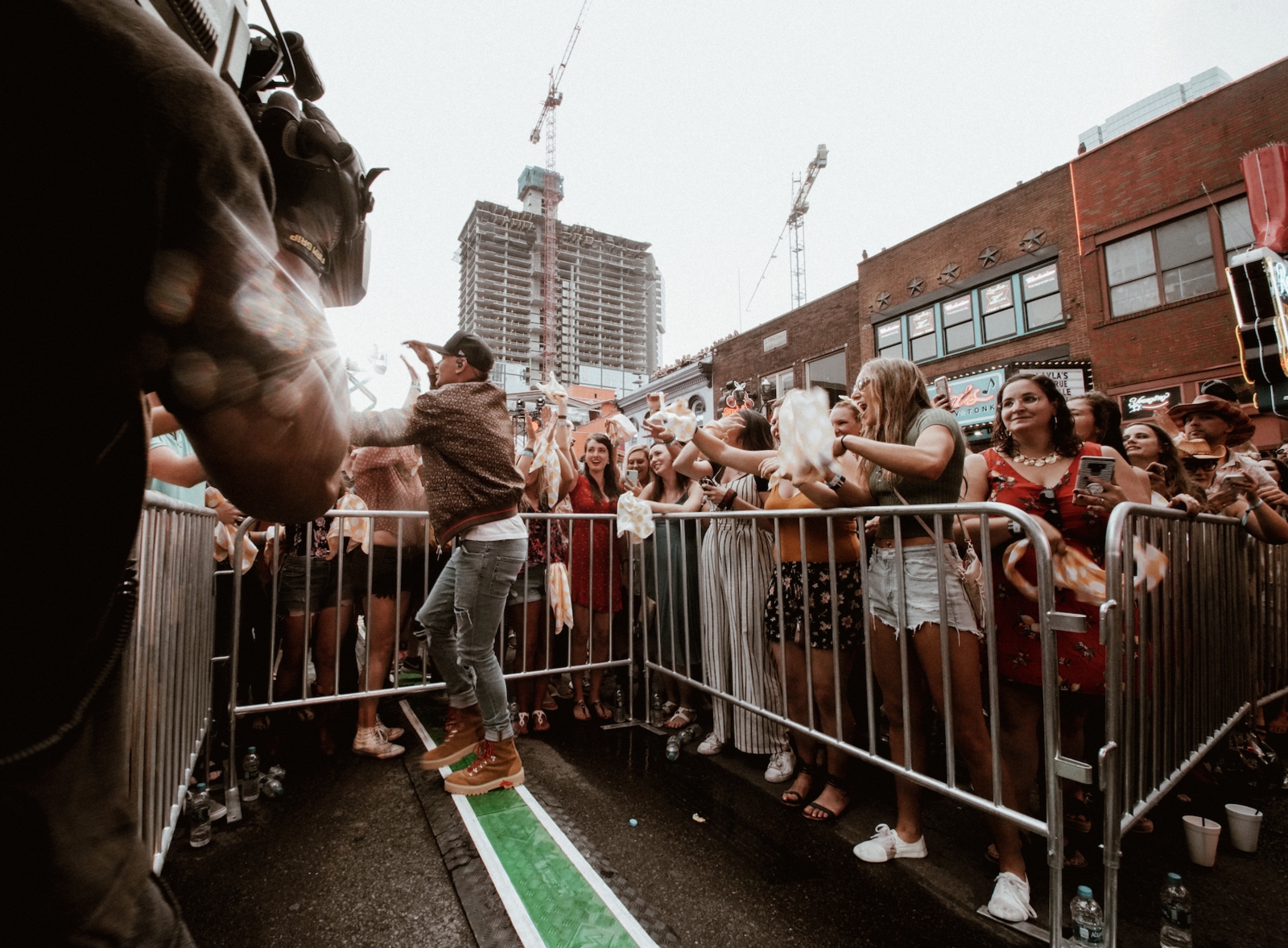 This Popular Biracial Country Singer Explained How Race Affects His Career