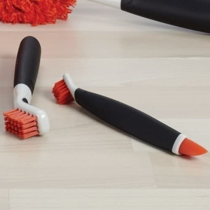 26 Seriously Useful Cleaning Gadgets Under $20