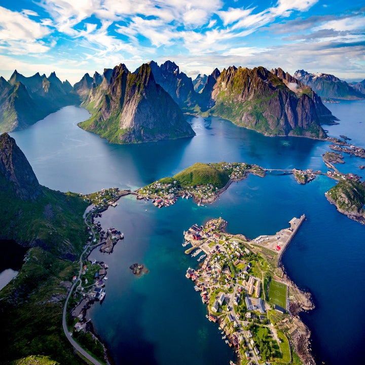 13 Midnight Sun Locations That You'll Want To Travel To Immediately