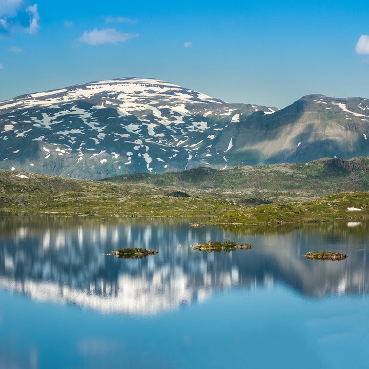 13 Midnight Sun Locations That You'll Want To Travel To Immediately