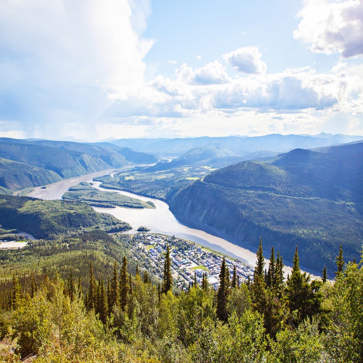 13 Midnight Sun Locations That You'll Want To Travel To Immediately