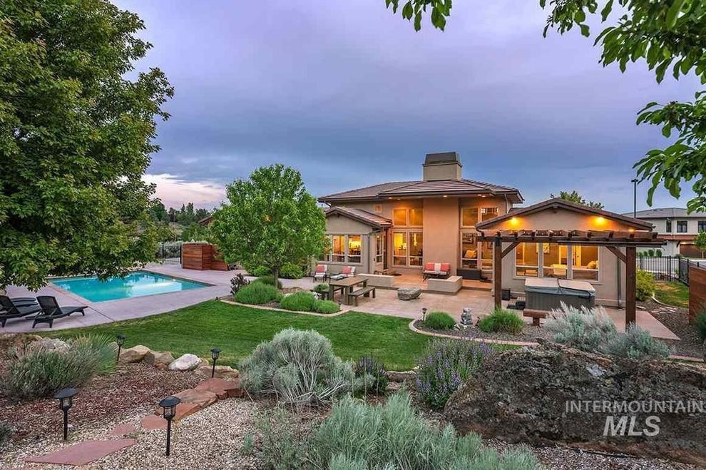 Here's What A $1 Million Home Looks Like In All 50 States