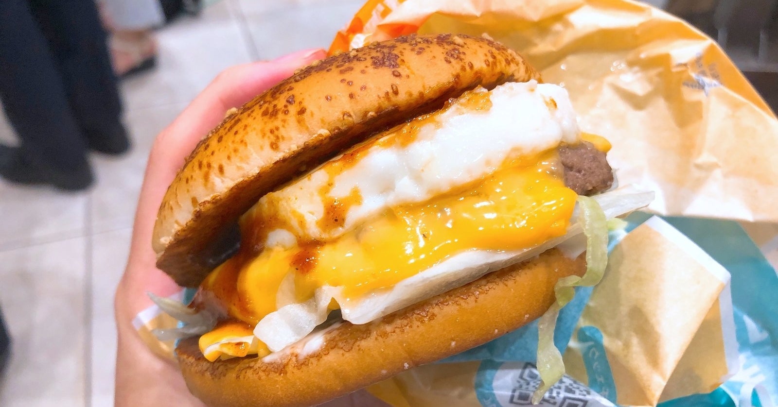 マック新作「ハワイアンバーガーズ」3種を食べ比べ！ 超リッチでガチで美味い…！！