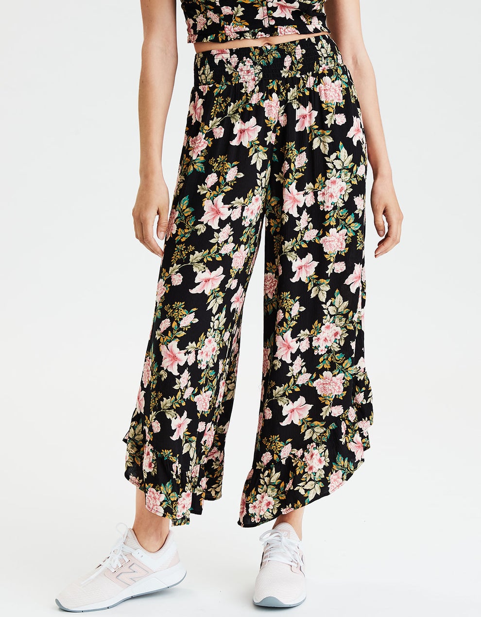 28 Comfy Pairs Of Pants You'll Want To Replace All Your Jeans With